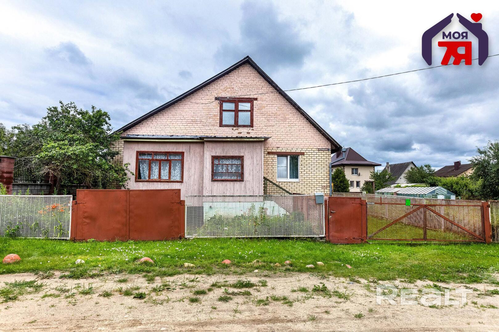 Готовый к проживанию дом 190,7 кв.м. в Жодино